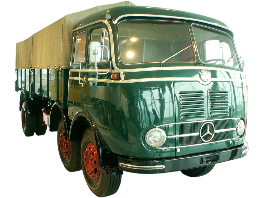 Mercedes-Benz LP 333 Tipo di autocarro del costruttore tedesco Daimler ...